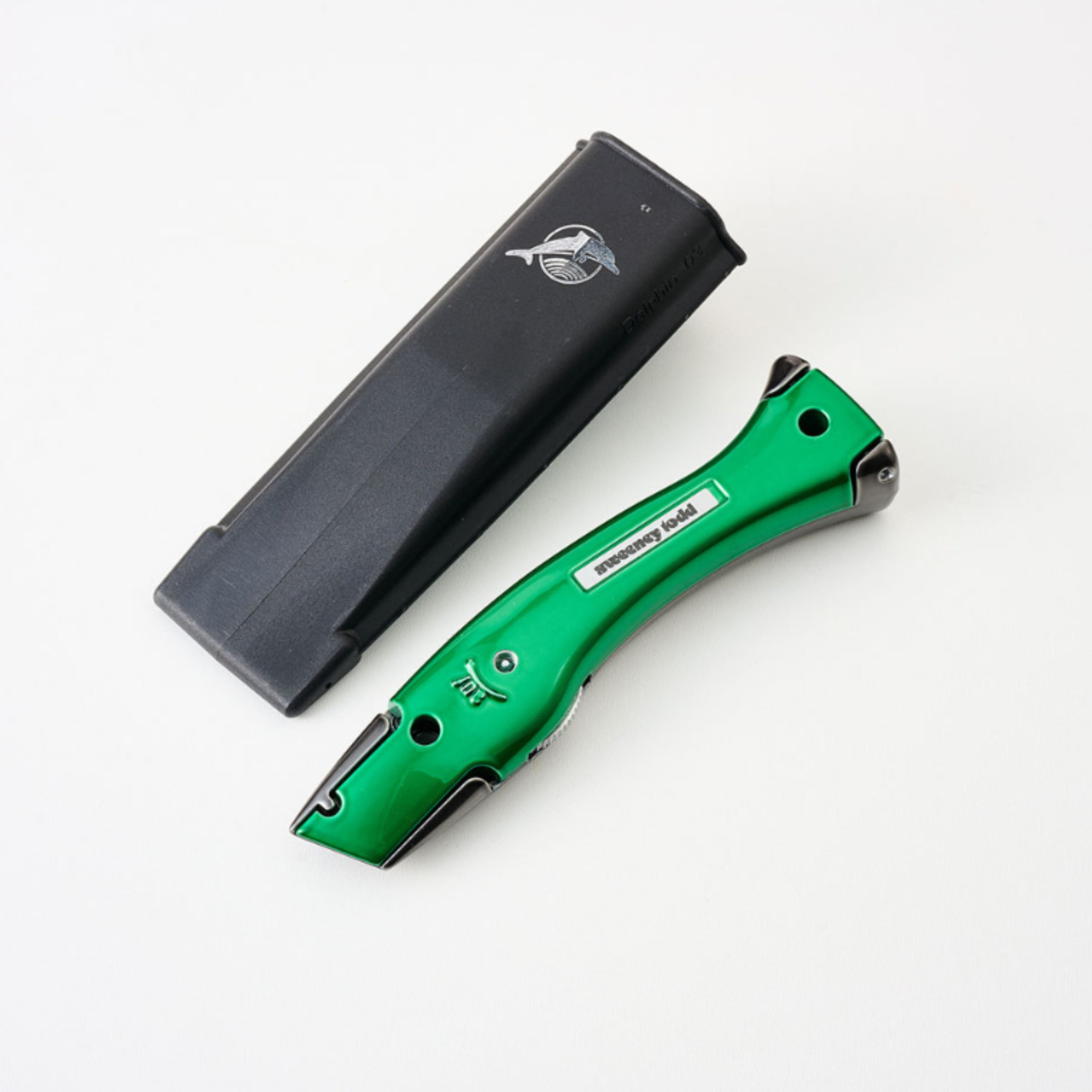 Delphin Knife 10273 with Holster – Candy Black & Candy Green Fixed Bla ...